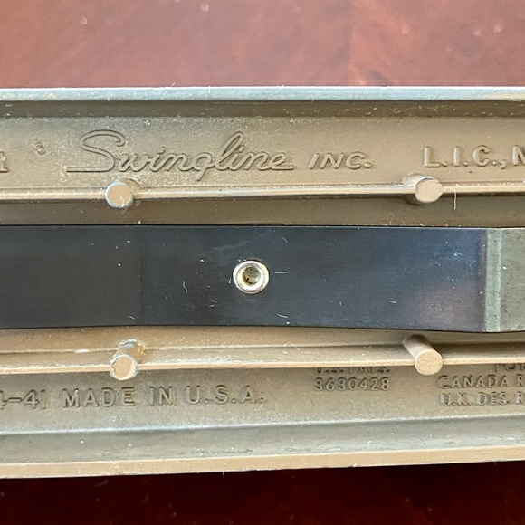 Swingline | Office | Vintage Beigebrown Swingline Stapler Model 944 ...